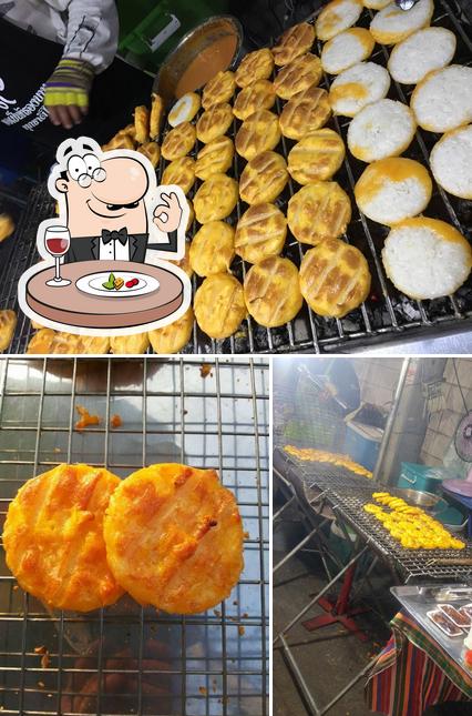 Sticky Rice Patties coated with Duck Egg restaurant, Kalasin ...
