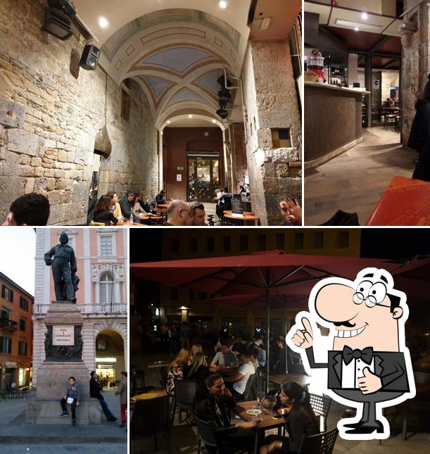 Bazeel Pisa pub & bar, Pisa - Restaurant reviews