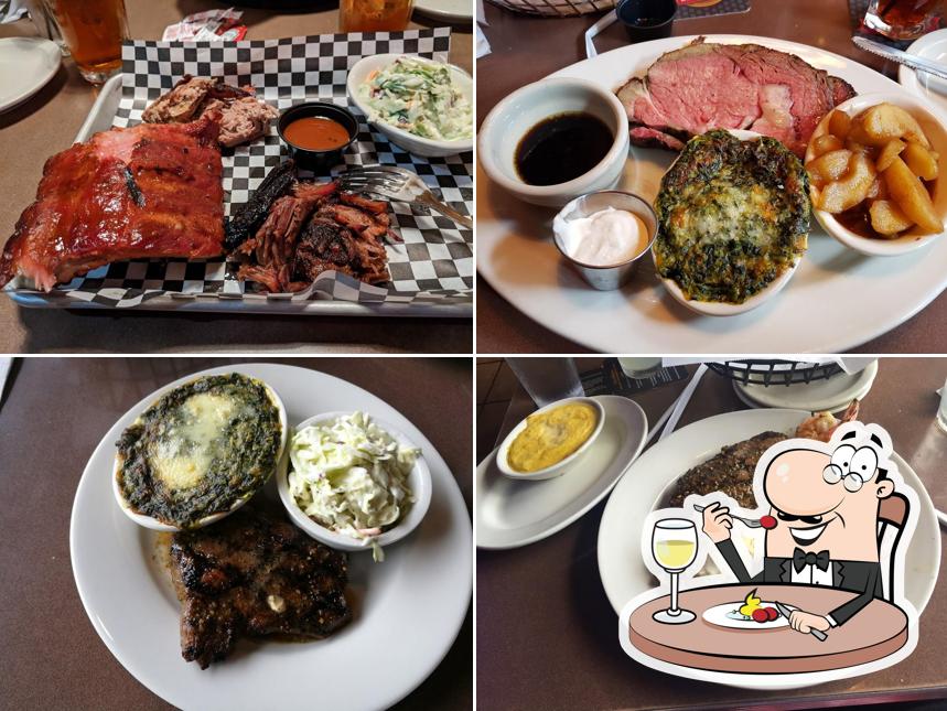 Top 5 restaurants with beef ribs in Gatlinburg, november 2025 ...