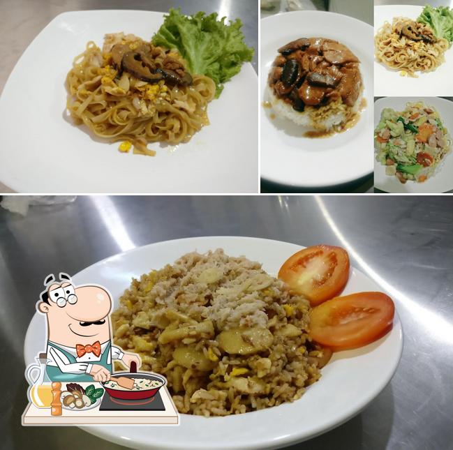 Bee restaurant, Surabaya - Restaurant reviews