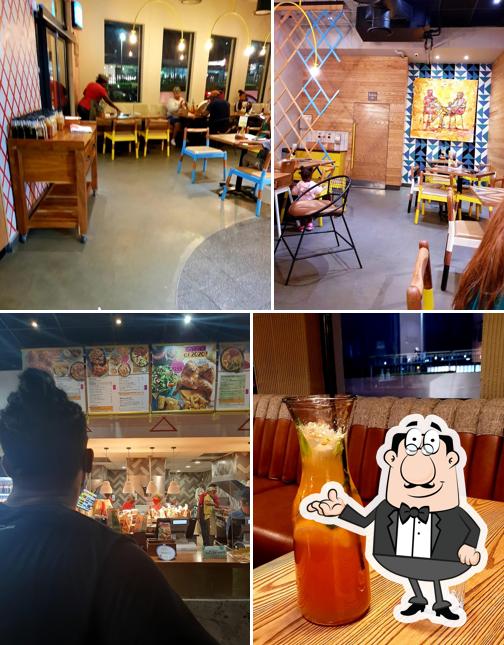 Nando's Sanridge Square Drive Thru restaurant, Midrand, Cnr New & Lever ...