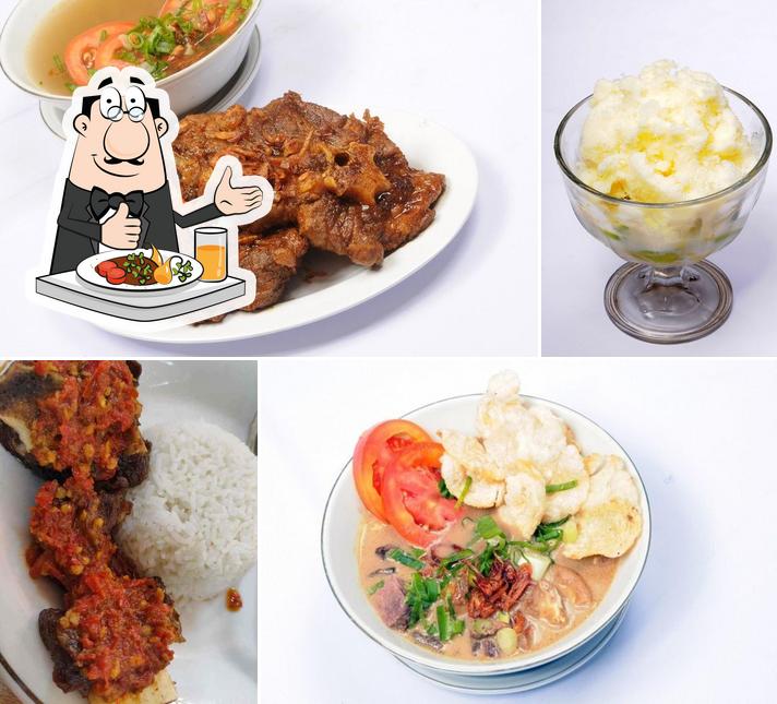 Sop Buntut Ibu Samino restaurant, South Jakarta, Jl. Ampera Raya No.116 ...