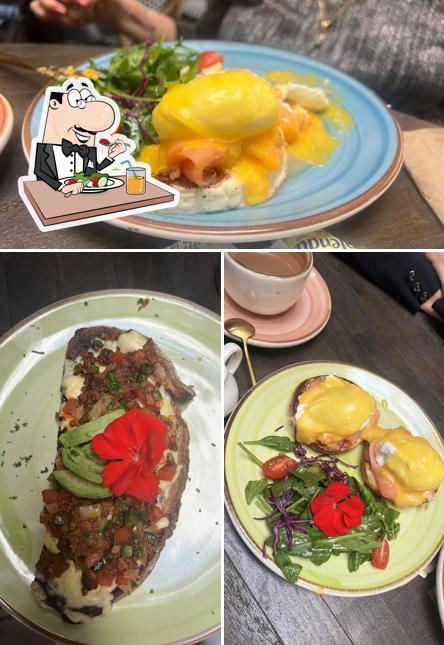 AMALAY Coffee & Market Plaza Duendes, Monterrey - Restaurant menu ...