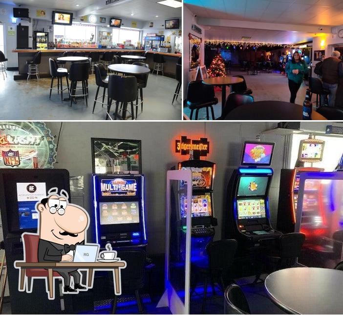 The Funky Monkey in Taylorville - Restaurant reviews