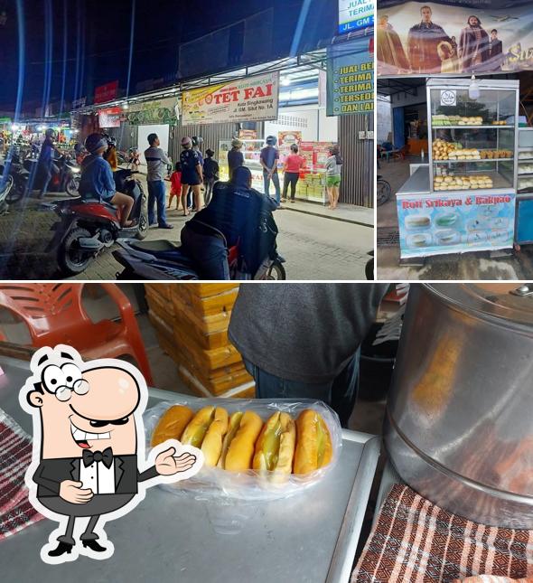 Roti Srikaya restaurant, Singkawang, WX5X+CFJ - Restaurant reviews