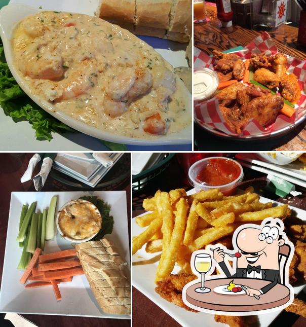 Looney's Pub, College Park - Restaurant menu, prices and reviews