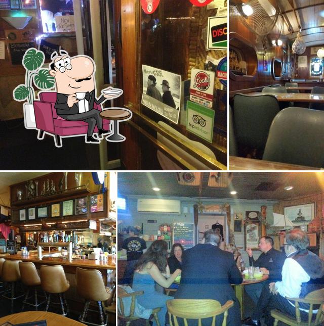Joeys Yardarm, Racine - Restaurant menu, prices and reviews