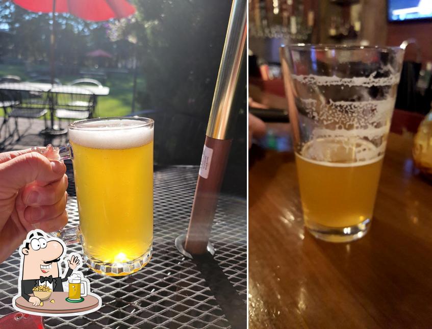 Lumber Jack Burger & Grill LLC, 180 Industrial Way in Molalla ...