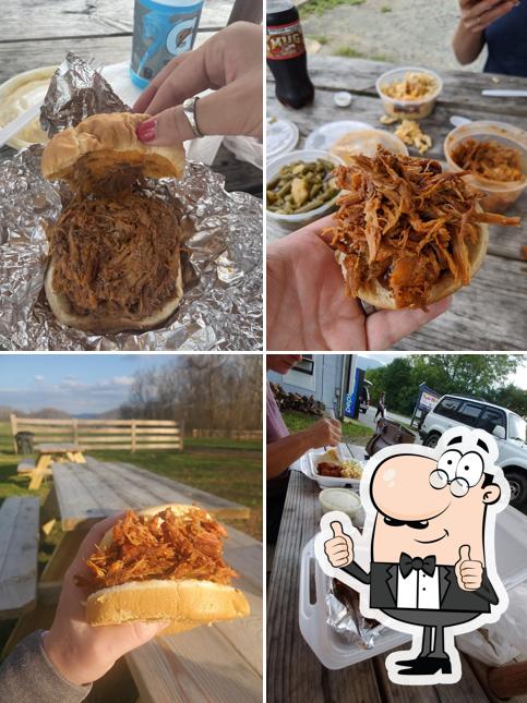 Paulie's Pig Out in Nellysford - Restaurant menu and reviews