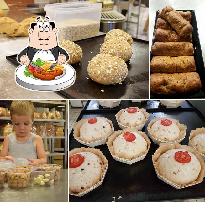 Brood en Banketbakkerij Eduard Sandig, Oosterhout - Restaurant reviews