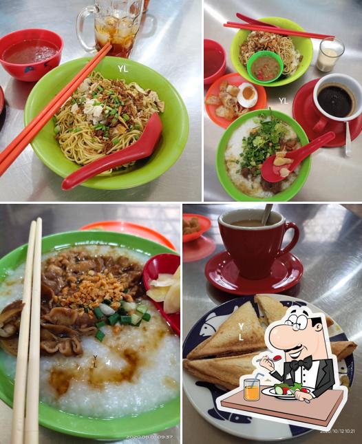 Happy kopitiam cafe, Medan - Restaurant reviews