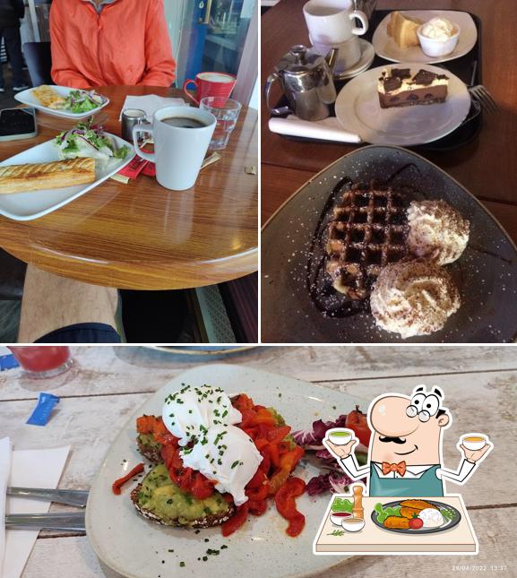 The Red Berry Coffeehouse & Eatery in Bangor - Restaurant menu and reviews