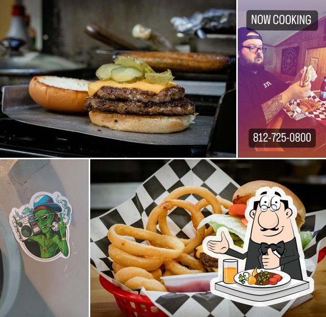 The Cloverleaf bar & grill, New Albany - Restaurant menu, prices and ...