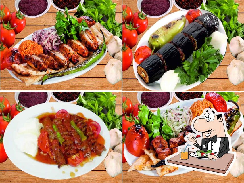 Altın Şiş Kebap Ve Lahmacun Salonu, Istanbul, Mehmet Akif İnan Cd. No ...
