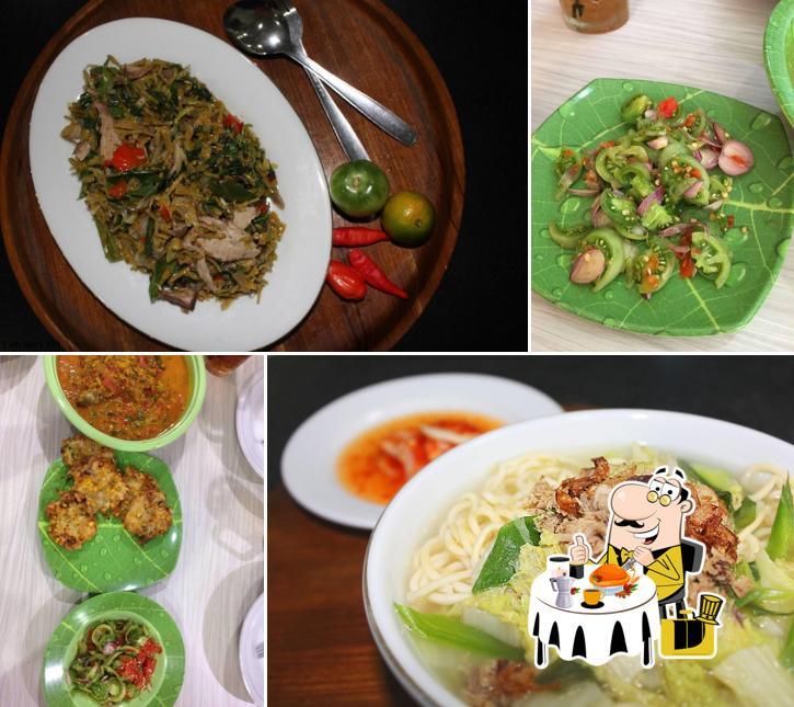 Restoran Ikan Tude Manado, Central Jakarta - Restaurant menu, prices ...