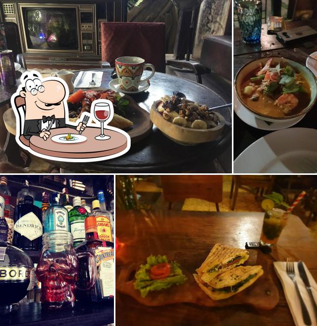 Monggo Bar & Restaurant, Mengwi - Restaurant menu and reviews
