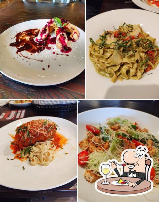 Augusto´s Pizzeria Artesanal, Tijuana - Restaurant menu and reviews