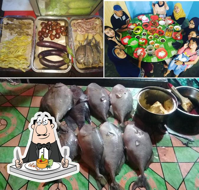 IKAN BAKAR BAYONG SAMBAL RAWIT MERAH PEDAS restaurant, Tangerang ...