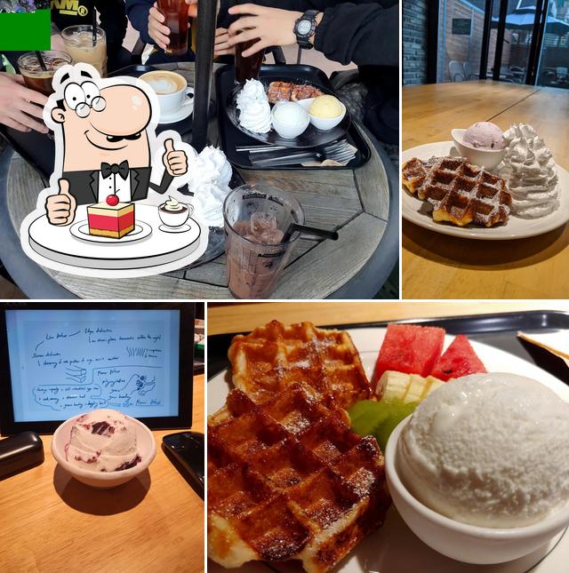 Waffle Alley cafe, Seoul, Anam-dong - Restaurant reviews