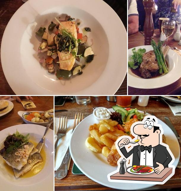 The Walnut Tree Bar & Restaurant, Vinnetrow Rd in Chichester ...