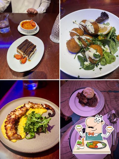 Redwood Café, 4342 Dale Rd in Modesto - Restaurant menu and reviews