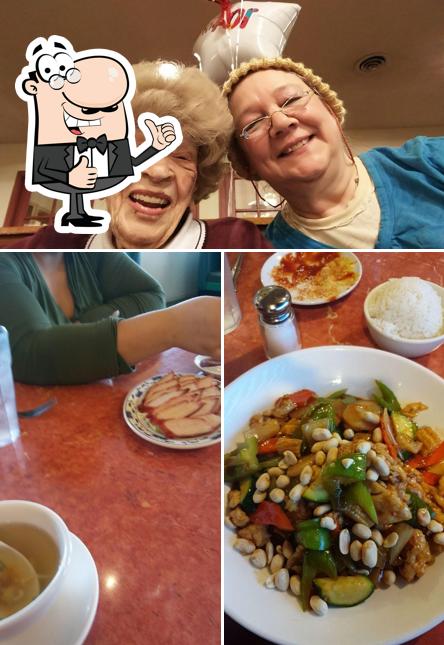 Peking Chinese Restaurant in East Wenatchee - Restaurant menu and reviews