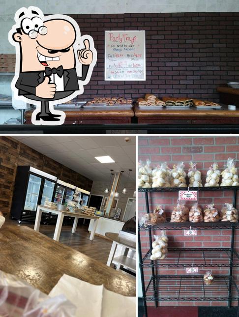 DePetrillo's Pizza & Bakery, 797 Tiogue Ave in Coventry - Restaurant ...