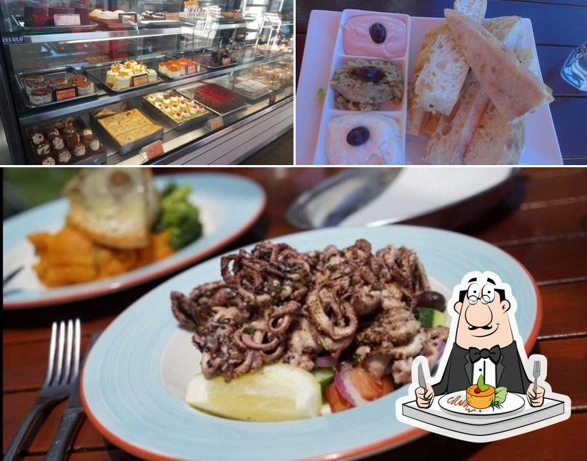 Beachcomber Cafe and Beach Bar, Saint Kilda - Restaurant menu, prices ...