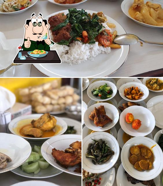 Restoran Bintang Garuda Baru Masakan Padang, Indonesia - Restaurant reviews