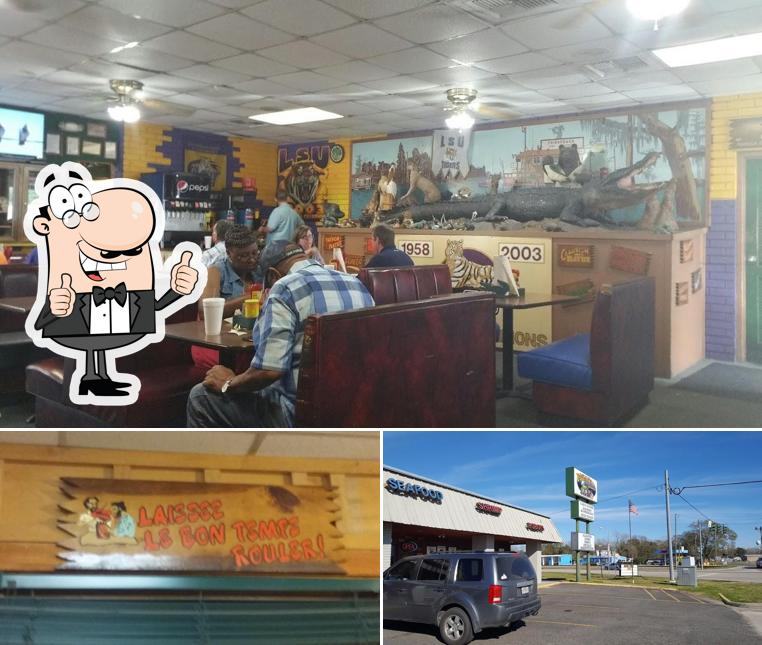 Fausto's Family Restaurant, 14514 US-165 in Kinder - Restaurant menu ...