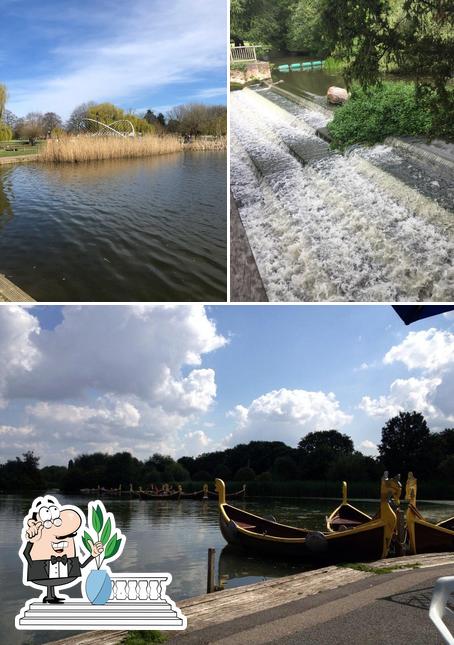 Boating lake cafe in Bedford