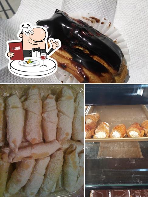 Van Bakery Int., 13026 Sherman Way in Los Angeles - Restaurant reviews