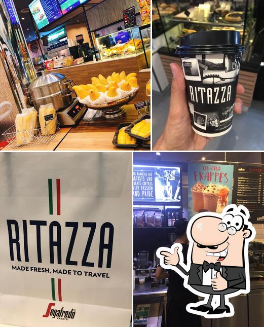 Caffè Ritazza cafe, Bangkok, Concourse F - Restaurant reviews