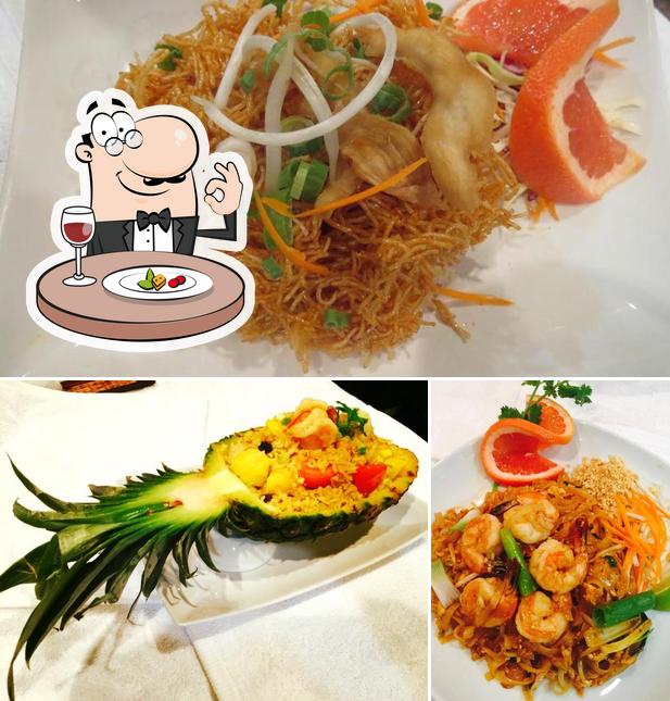 Tawan Thai in Algonquin - Restaurant menu and reviews