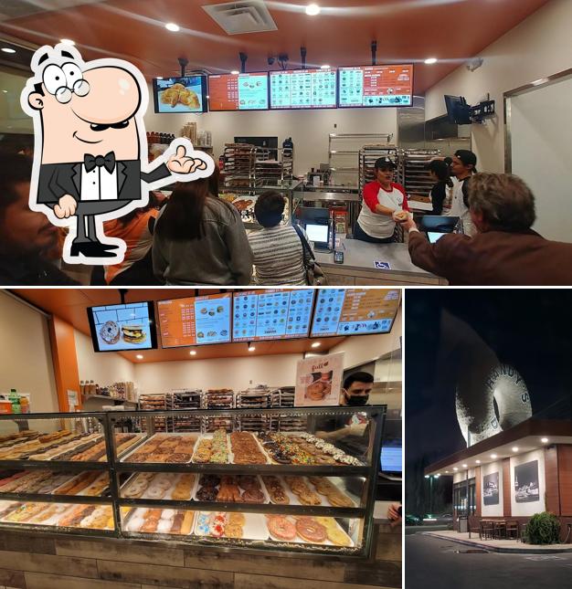 Randy's Donuts in Downey - Restaurant reviews