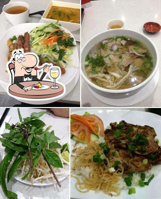 Pho Lang Van, Toronto - Restaurant menu, prices and reviews
