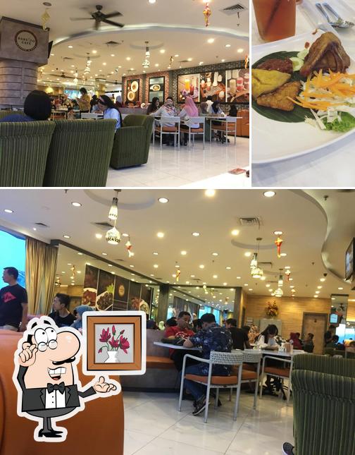 Baresto Mega Mall, Batam - Restaurant reviews