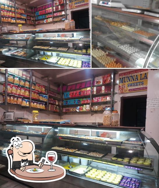 Munna lal sweets, Agra, 30 - Restaurant reviews