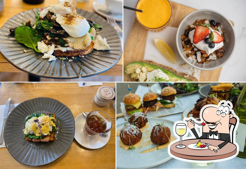 Red Cup Cafe in Box Hill - Restaurant menu and reviews