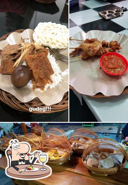 ANGKRINGAN ONOKABE cafe, North Jakarta - Restaurant reviews