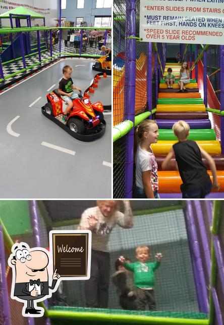 Café Crocs Playcentre Lyndhurst, Dandenong South - Opiniones del ...
