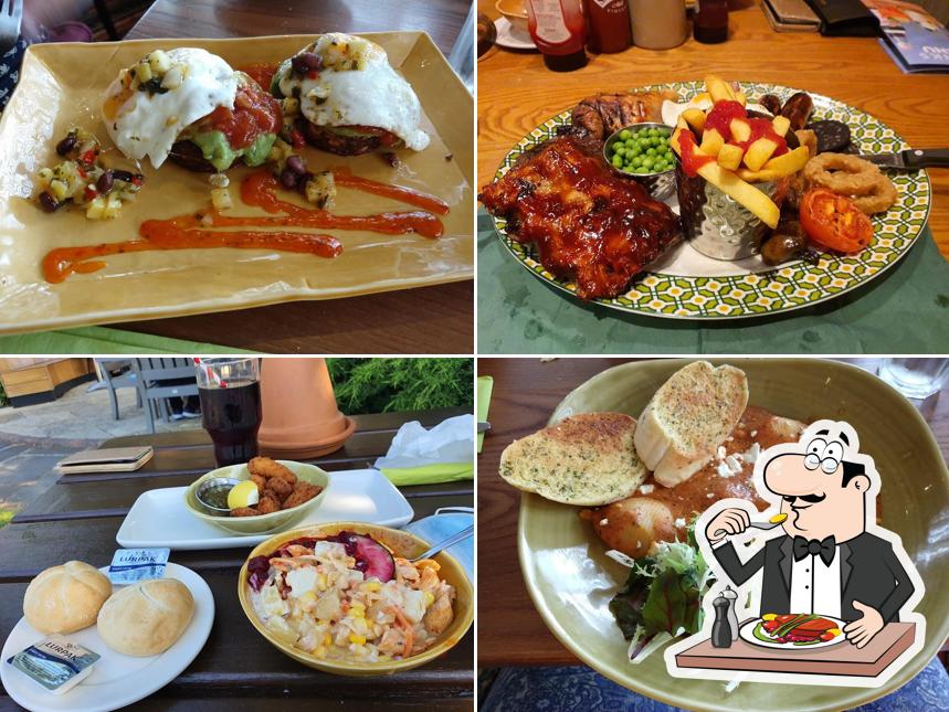 Top 5 restaurants with tapas in Potters Bar, december 2025 - Restaurant ...