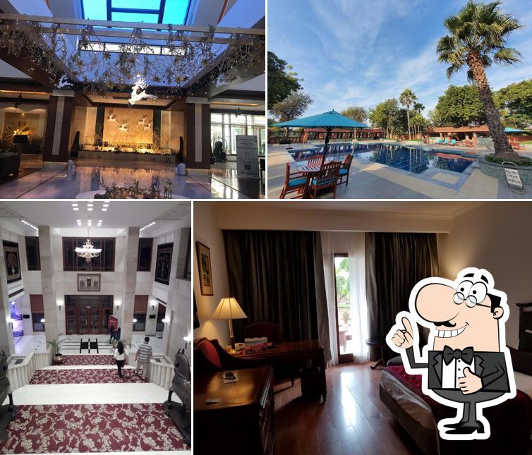 Jaypee Palace Hotel & Convention Centre - 5 Star Deluxe Hotel in Agra ...