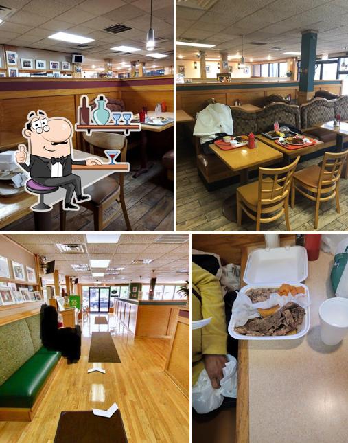 MacArthur's Restaurant, Chicago - Restaurant menu, prices and reviews