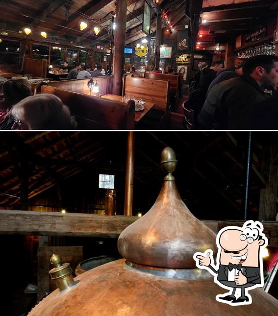 McMenamins Imbrie Hall in Hillsboro - Restaurant menu and reviews