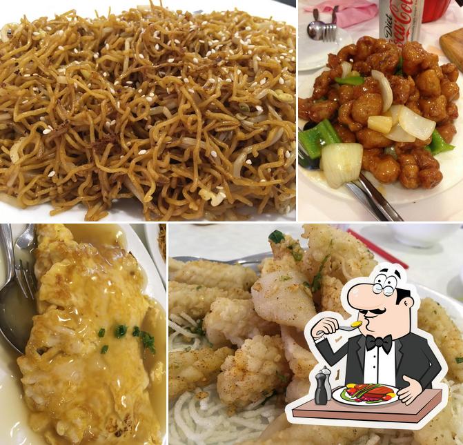 Mt Annan Mr. Ho Chinese Restaurant, Shop 5/2-4 Main St in Mount Annan ...