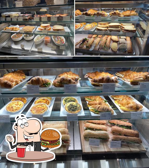 Au Pain Doré Bakery, Toronto, King - Restaurant menu, prices and reviews