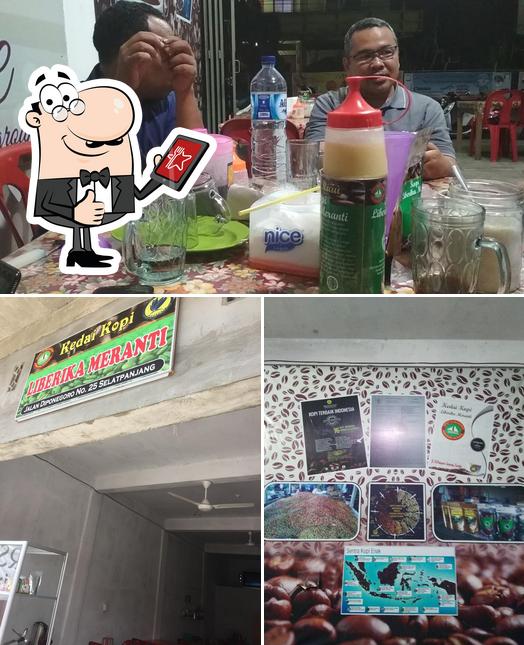 Kedai Kopi Liberika Meranti pub & bar, Selat Panjang Kota - Restaurant ...