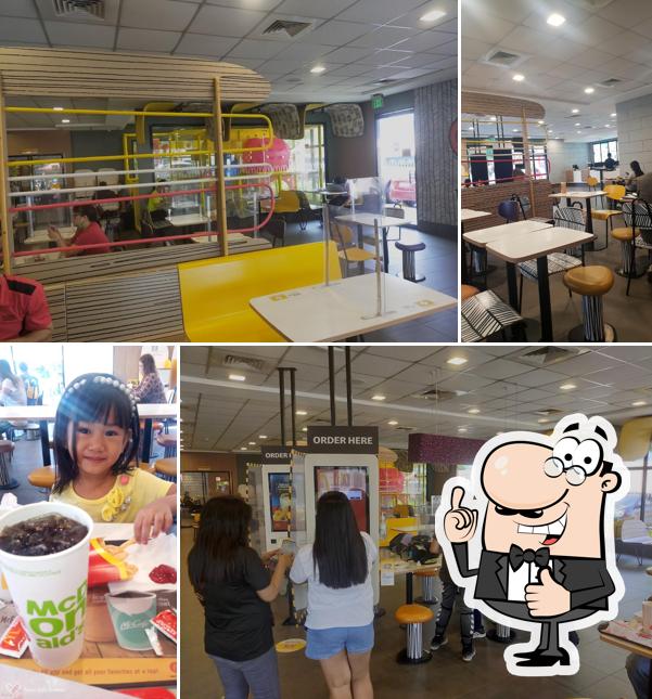 McDonald's SM MUNTINLUPA restaurant, Muntinlupa, Manila S Rd ...