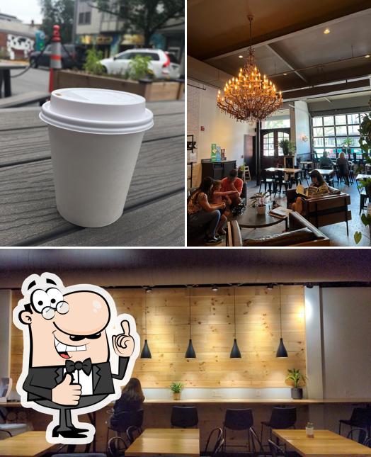 Vivid Coffee Roasters in Burlington - Restaurant reviews